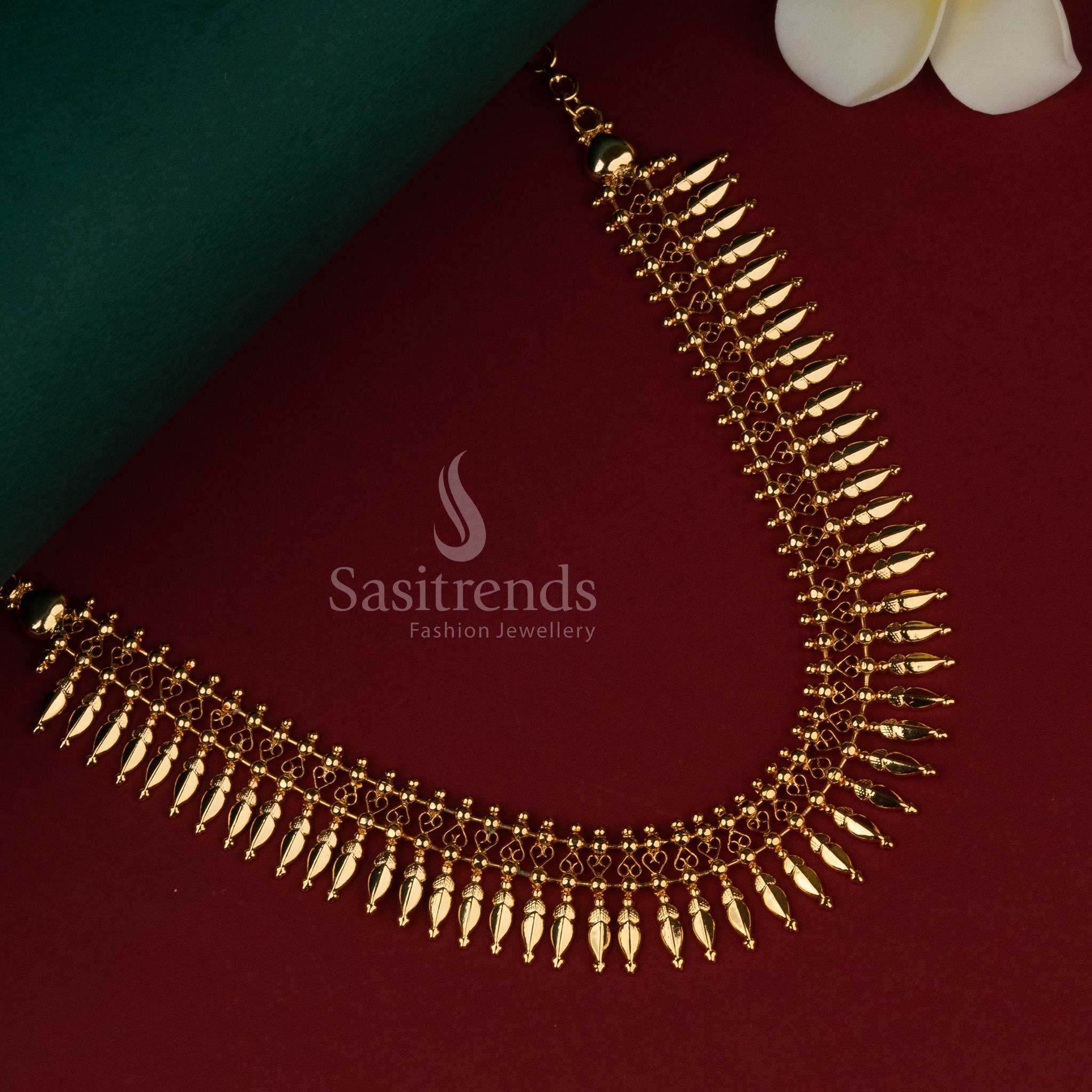 Sasitrends Traditional Mullapoo Design Micro Gold Plated Necklace