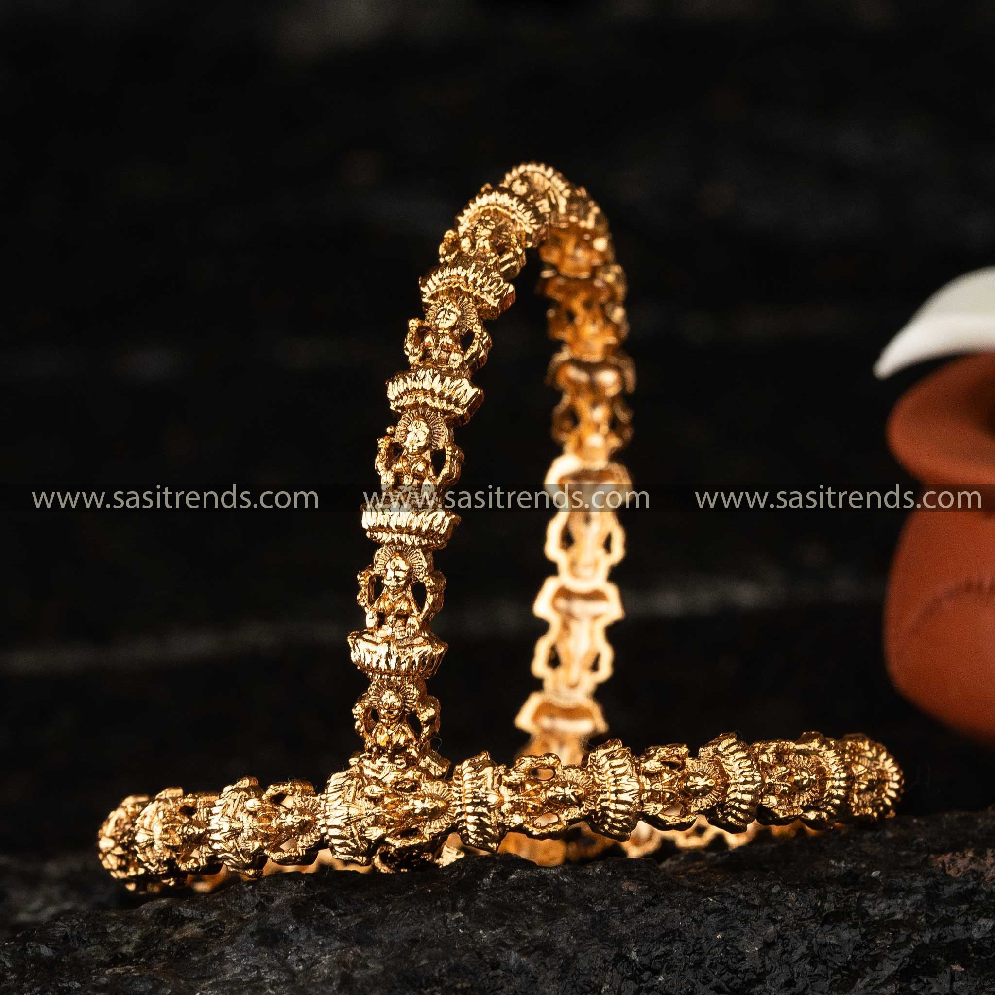 Matt Gold Plated Lakshmi Bangle - Traditional Temple Jewellery – Sasitrends