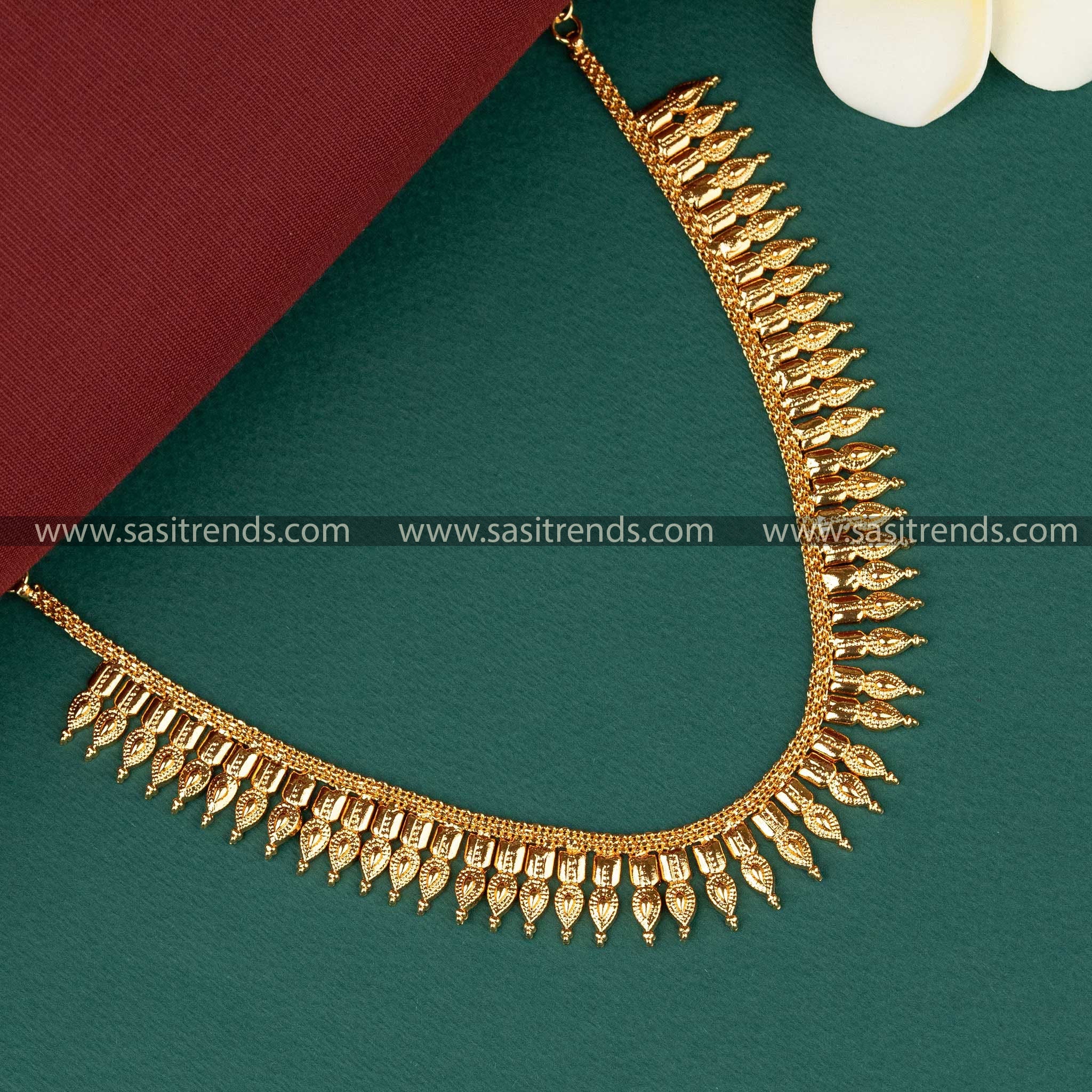 Sasitrends | Traditional Kerala Pattern Micro Gold Plated Necklace with ...